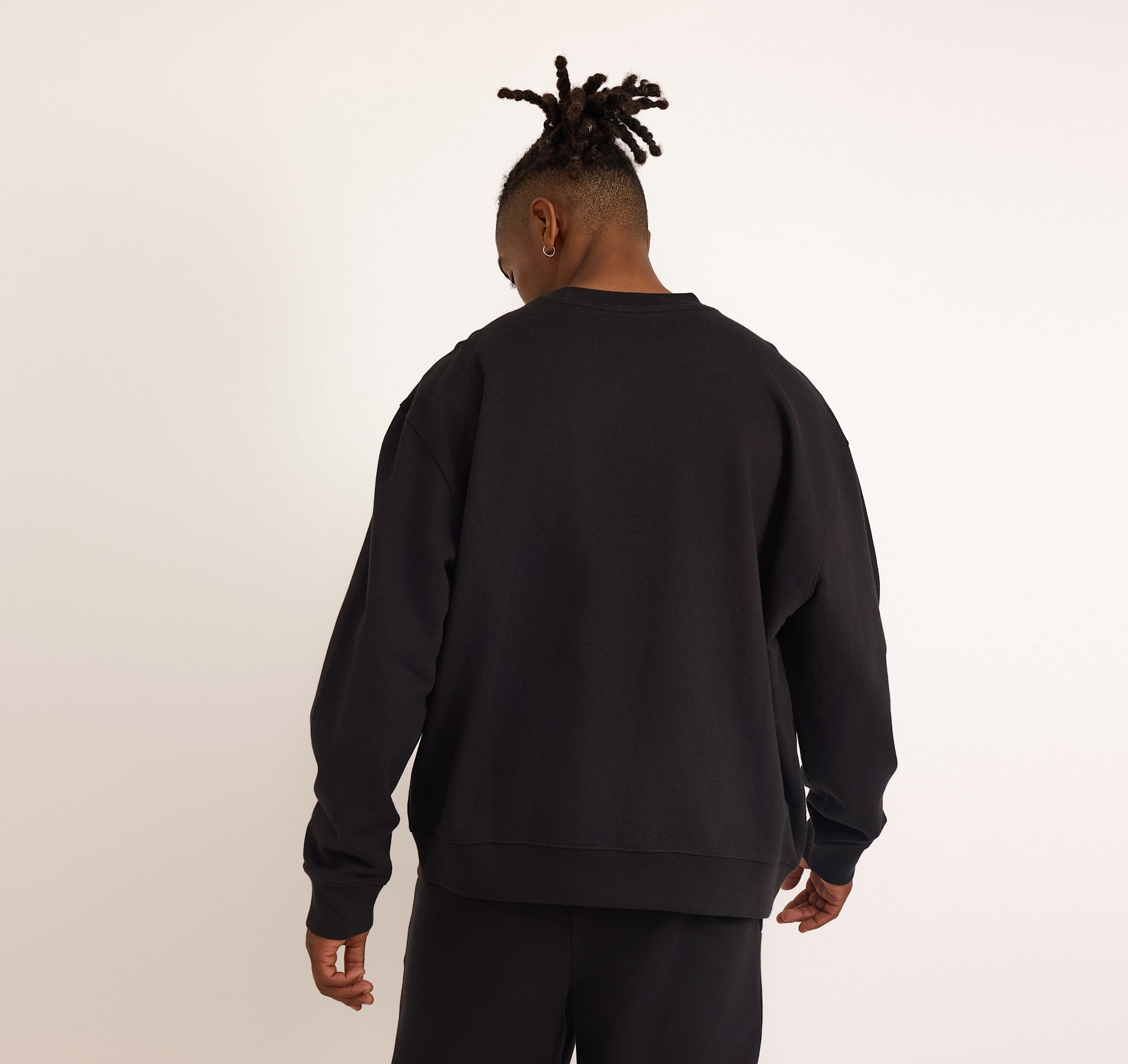 Weekend Boxy Fit Crewneck Sweatshirt | Only £ 82 | Organic Basics