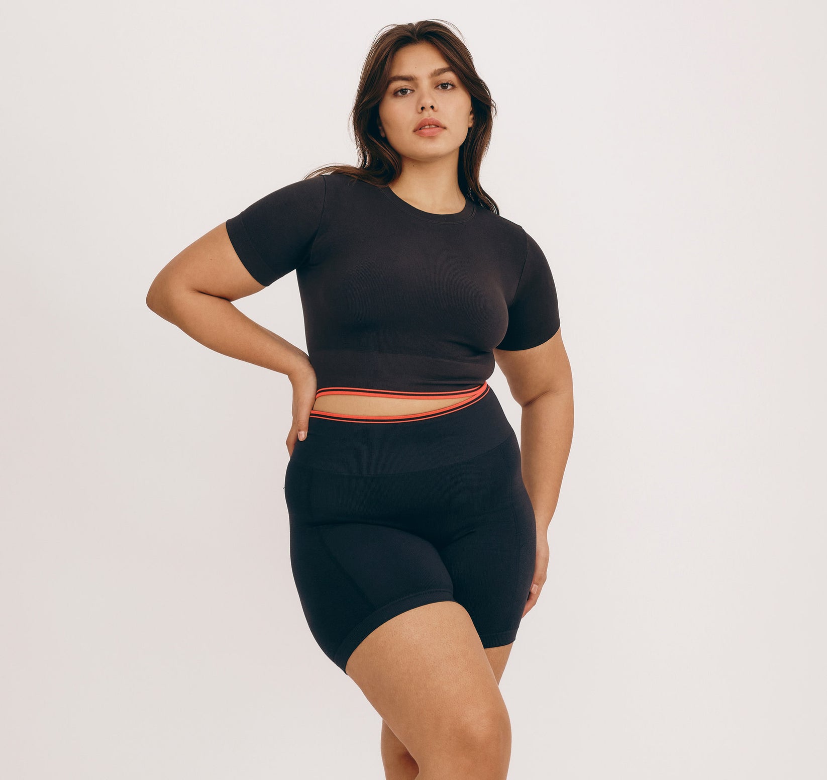 Luxe Touch Crop Tee | Only £ 18 | Organic Basics